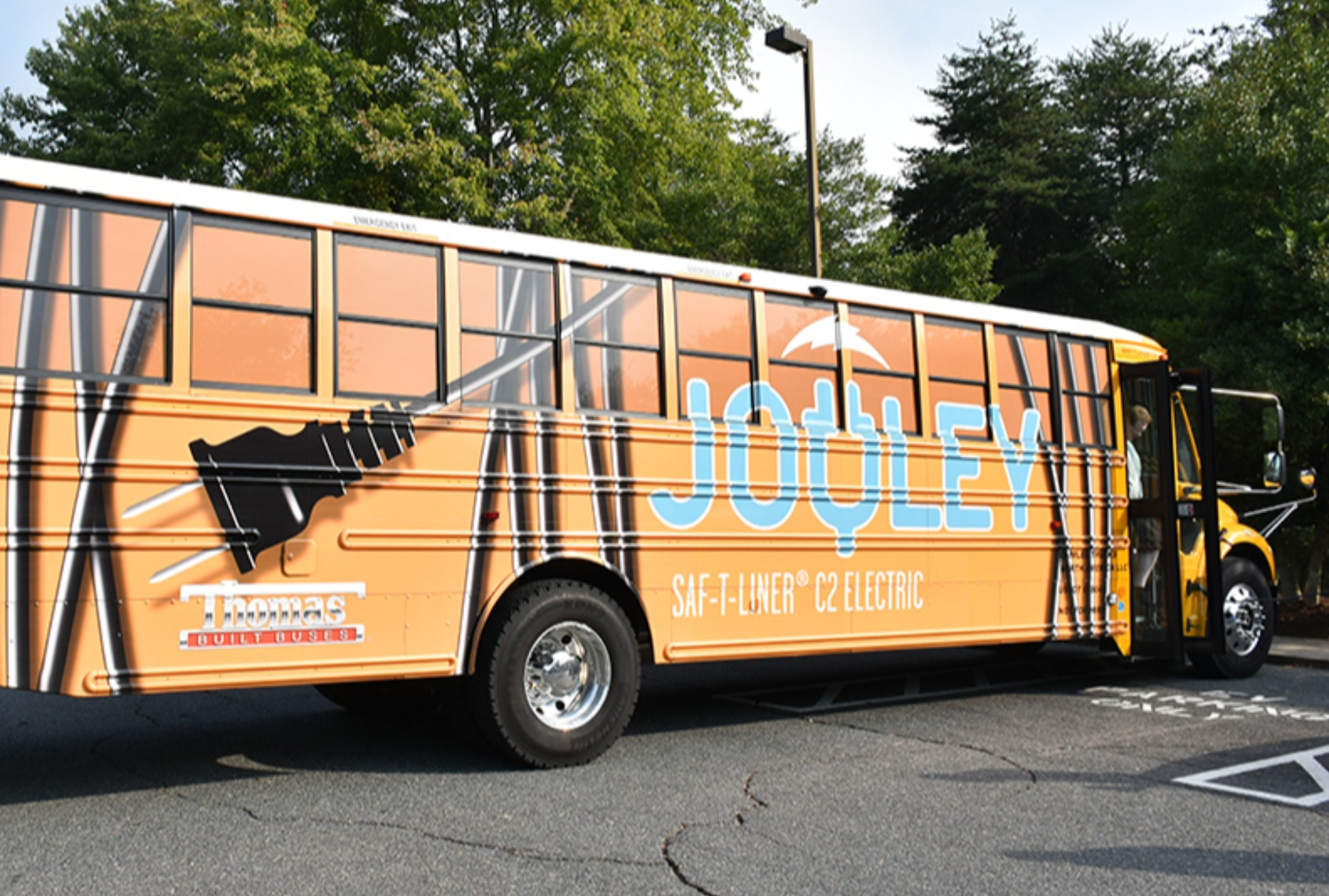 What To Know About The Thomas Electric School Bus | Peach State Truck ...