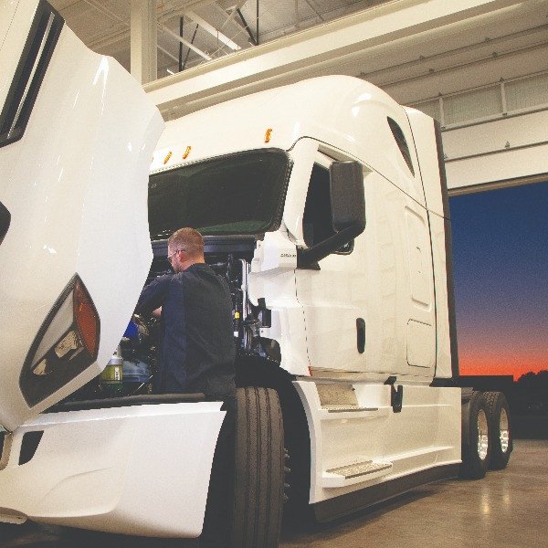 Freightliner Parts and Service | Birmingham Freightliner